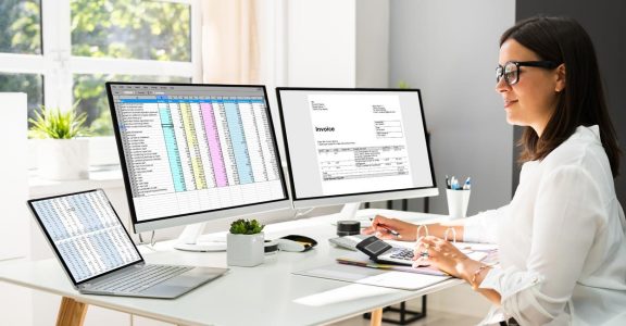 Know more about the incredible scope of commerce studies in India ...