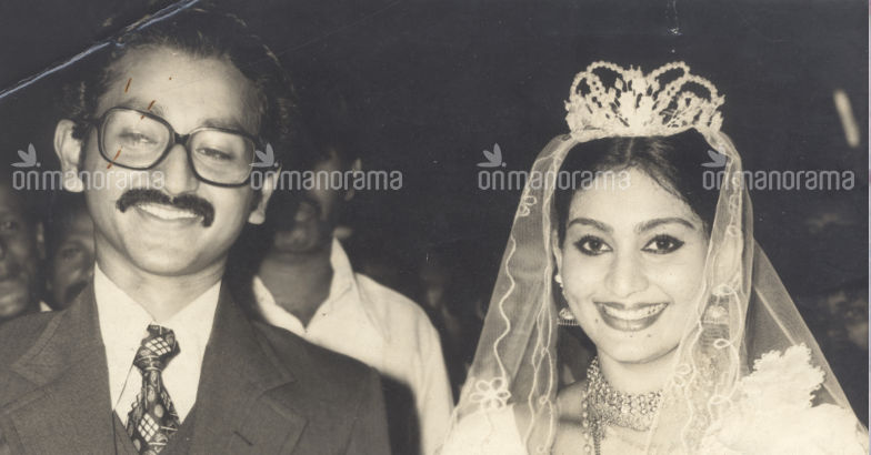 actress unnimary family photos - howmuchforuhaulvan