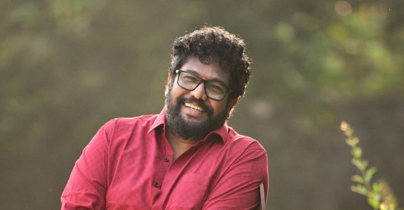 Prithviraj suggested that I make 'Kaduva' in the 1990s style: Shaji ...