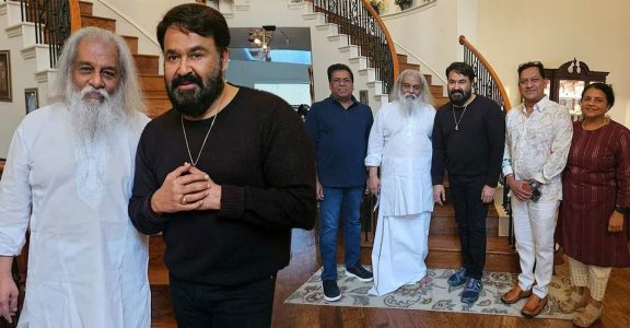Mohanlal meets singer KJ Yesudas at his residence in US; fans share excitement | Onmanorama