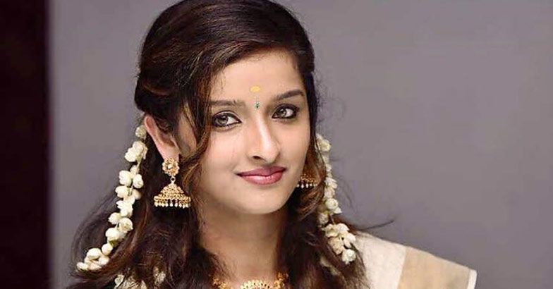 'Vannathi' girl Sowmya Menon set for film debut | Sowmya Menon on ...