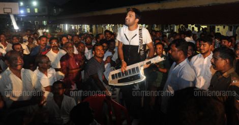 Young keyboardist, suffering from cerebral palsy, impresses Stephen Devassy