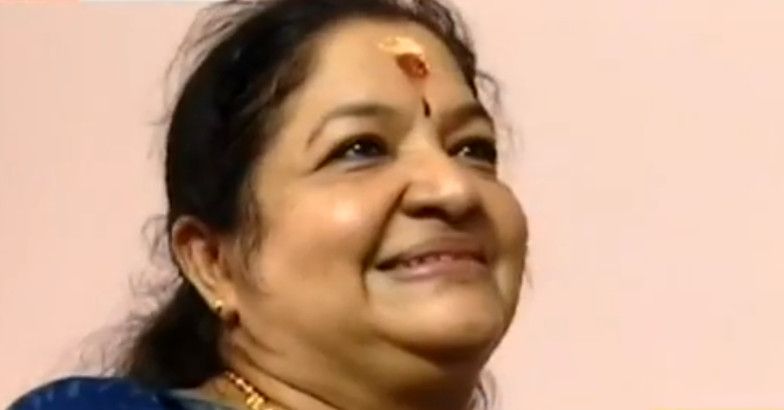 Singer Chitra makes maiden visit to Sabarimala | Video | Chitra ...