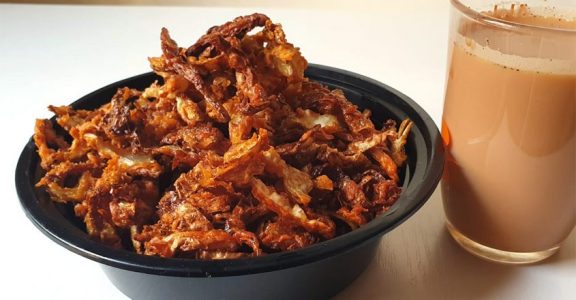 Snack it up with hot tea and cabbage pakoda | Reader's Recipe | Food ...