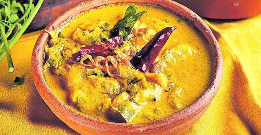 Traditional chakkakuru-muringayila curry | Onmanorama Food