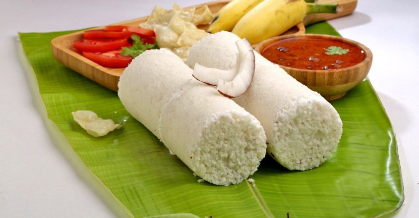Vazhayila puttu - Try making puttu on a plantain leaf