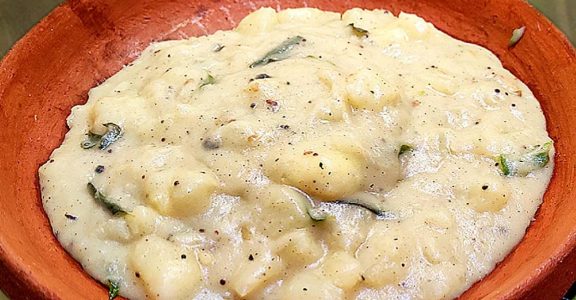 Check out this social media favourite – creamy and delicious paal kappa