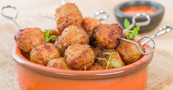 Crunchy chicken balls to make your evenings special | Recipe | Onmanorama