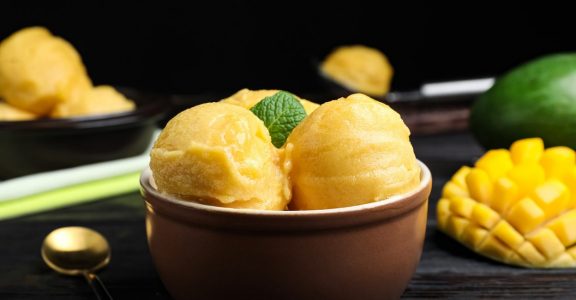 Check out this 3-ingredient summer delight made of mangoes| Manorama ...