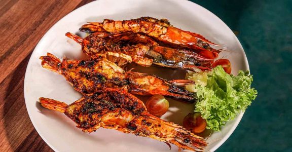 Gourmet style butterfly grilled prawns to make your menu tempting ...
