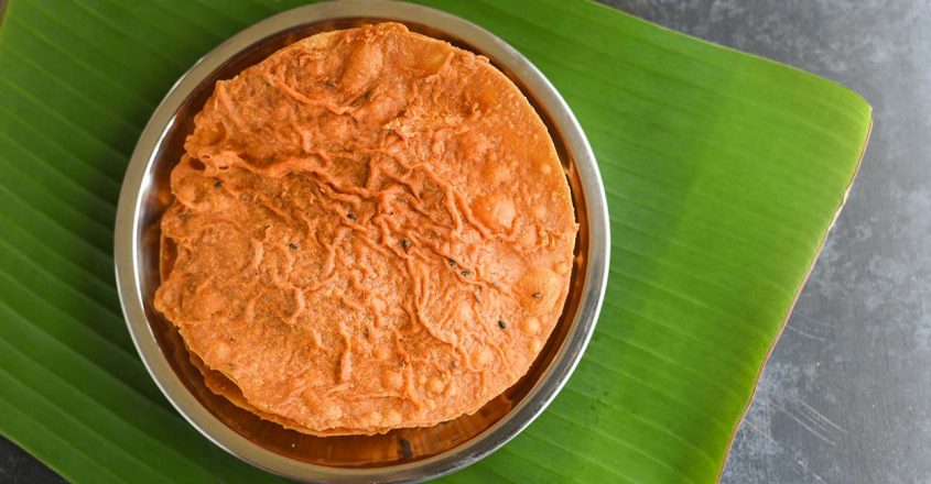 Monsoon bites: Nibble on this crispy pappadavada to enjoy the cool ...