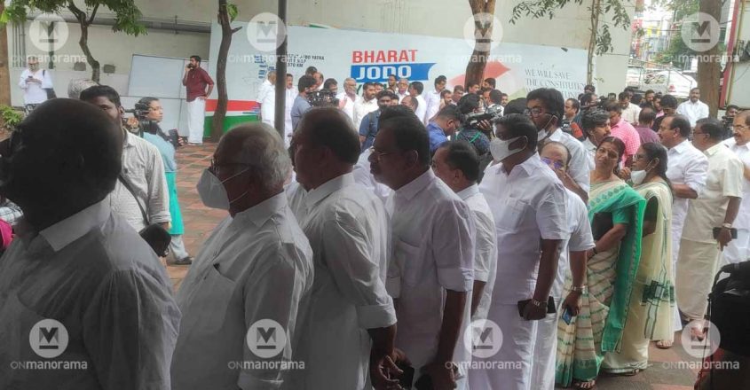 Cong prez poll: 96% turnout nationwide, in Kerala all but 13 cast vote