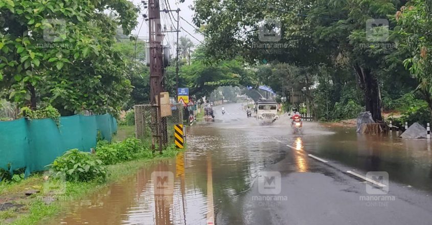 Flood threat in low-lying areas of Kottayam district, Meenachil river ...