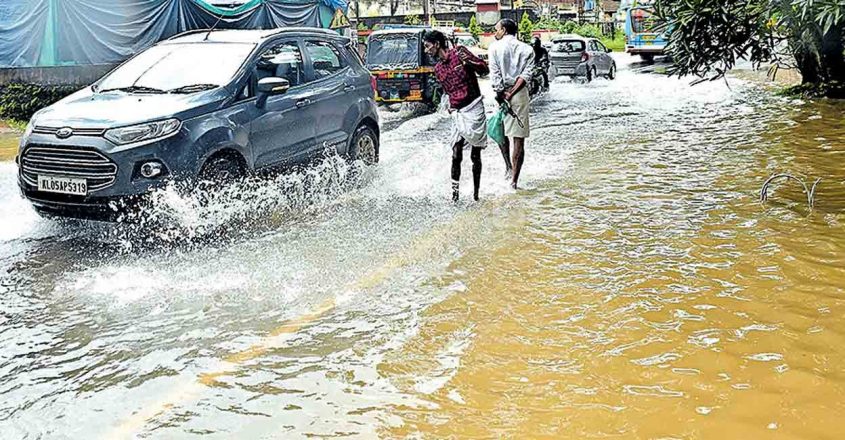 Heavy Rains Likely To Last In Kerala Till Sunday Orange Alert In 7