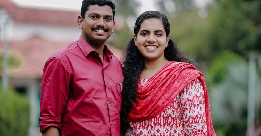 Mayor Arya and MLA Sachin not to accept gifts for their wedding ...