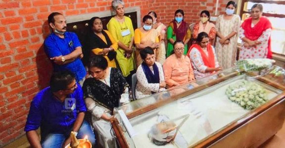 Academician, women's rights activist Mary Roy cremated in Kottayam