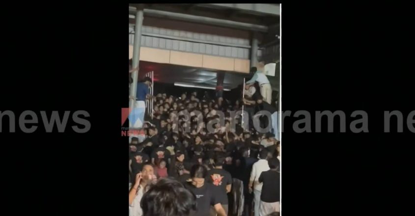 Single entry-exit, poor crowd management caused CUSAT stampede