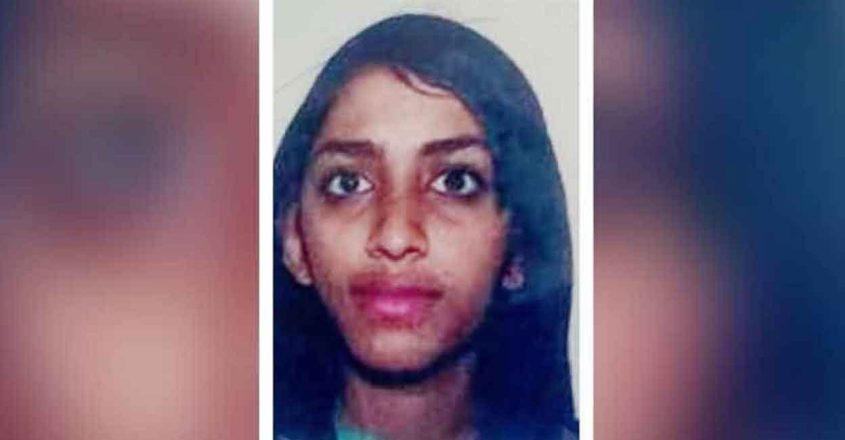 Woman doctor dies after falling from 12th floor of apartment in Kozhikode