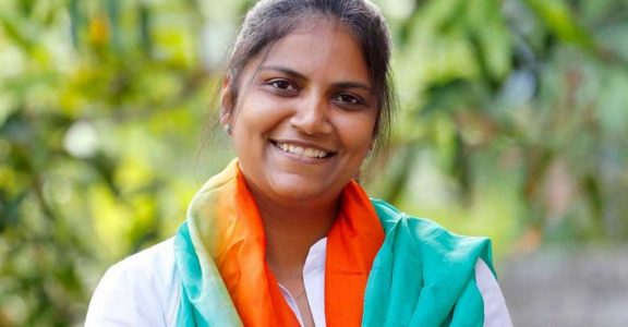 Mahila Congress revamp in Kerala sparks controversy, complaint against ...