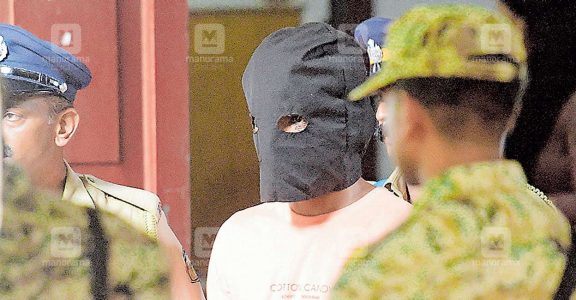 Train fire case: Probe agencies suspect Shahrukh got help from non-Kerala gang ...