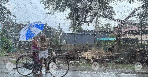 Imd Predicts Heavy Rain In Kerala Today Yellow Alert In 7 Districts
