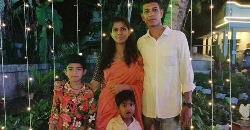 Online loan sharks hound Kadamakudy couple even after suicide