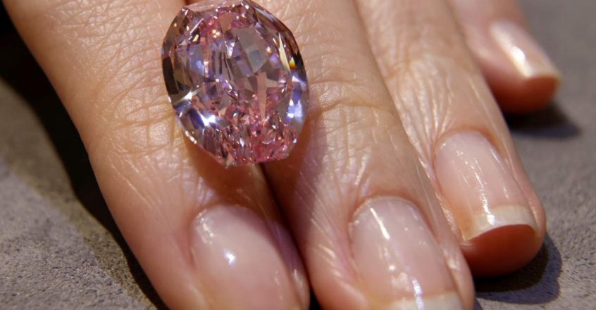 Rare, purple-pink diamond that could fetch $38 million up for auction ...