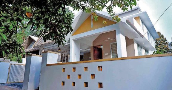 This cost effective Thazhapra house in 5 cents is simple and boasts of ...