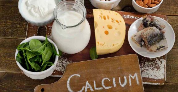 Consume these 10 calcium superfoods for healthy teeth and bones