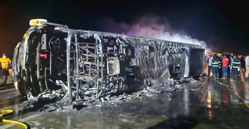 25 passengers charred to death as bus catches fire in Maharashtra ...