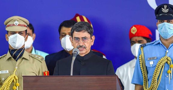 Ravindra Narayan Ravi sworn in as new Tamil Nadu Governor | India News ...