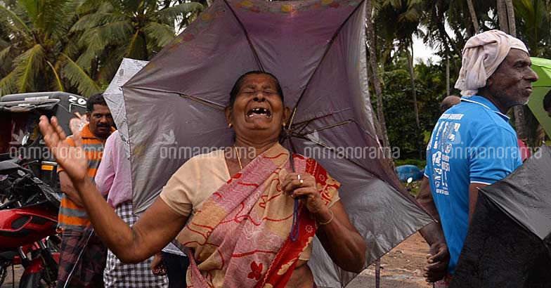 Cyclone Ockhi alert: Tamil Nadu woke up early, while Kerala slept ...