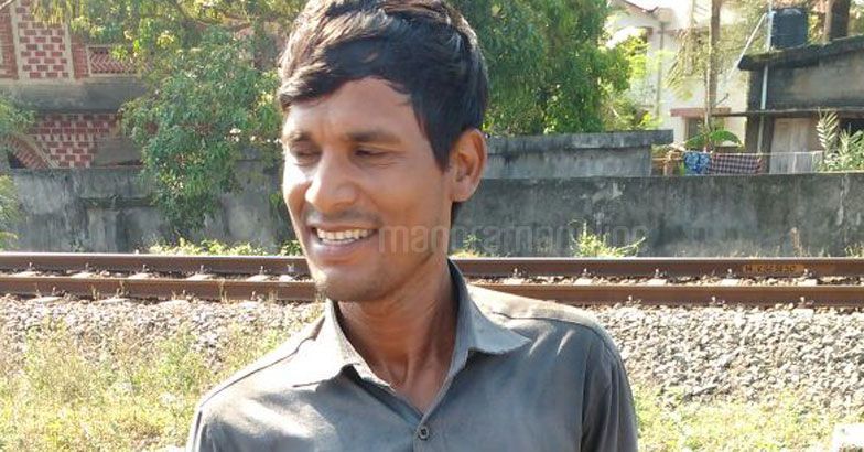 Gangman spots crack on railway track in Kollam, stops train | Pics ...