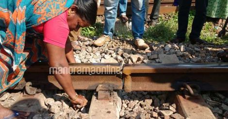Gangman spots crack on railway track in Kollam, stops train | Pics ...