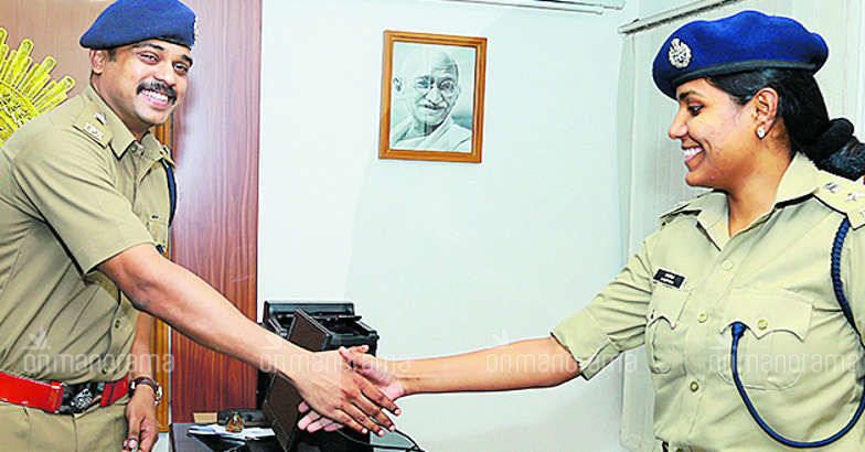 Kerala govt withdraws controversial order to transfer IPS couple | IPS ...