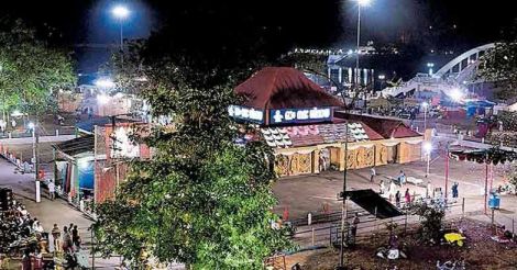 Mahashivratri today; thousands to throng Aluva Manappuram