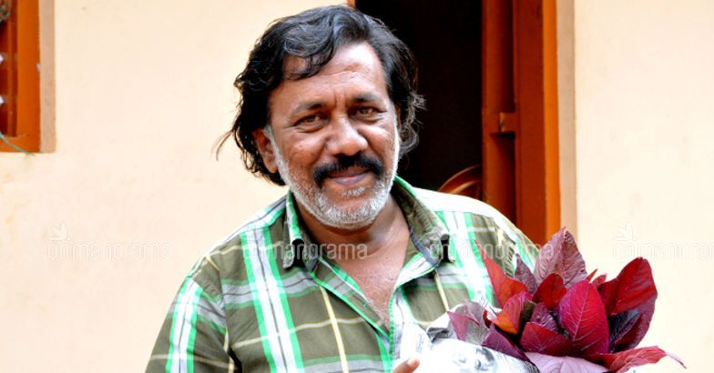 6 RSS men arrested for manhandling poet Kureeppuzha Sreekumar | Kureeppuzha Sreekumar | Poet ...