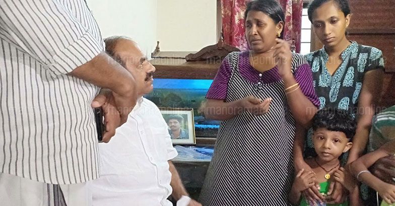 Kodiyeri visits Sreejith's house, says CPM always supports victims ...