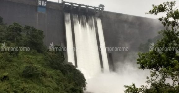 Heavy rain in Idukki: All Cheruthoni dam shutters opened again | Kerala ...