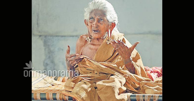 Thalaikoothal: These Tamil Nadu hamlets can't watch the elders suffer ...