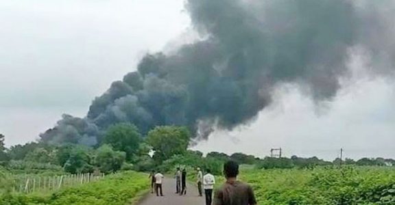 At least 13 killed in explosion at Maharashtra chemical factory | India ...