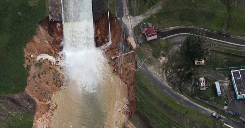 Puerto Rico dam on verge of collapse after hurricane | Puerto Rico ...
