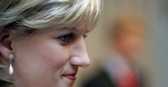 Paris wants a 'Princess Diana Square' at site of her death | World News ...