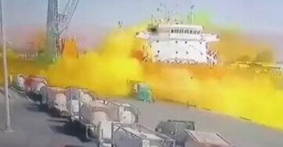 Chlorine gas leak kills 12 at Jordan port, 251 injured | Manorama English