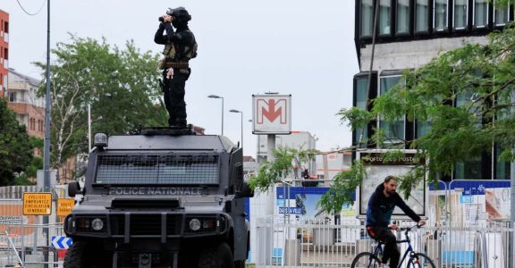 France rocked by riots before funeral of teenager shot by police