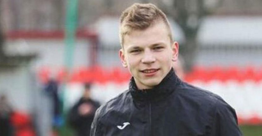 Russian teen goalkeeper returns after surviving lightning strike ...