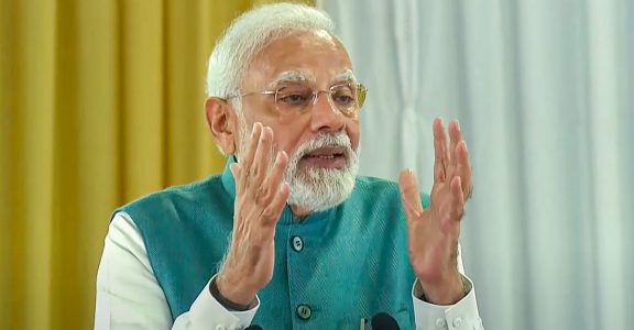 PM Modi moots idea of common uniform for state police at Chintan Shivir for home ministers