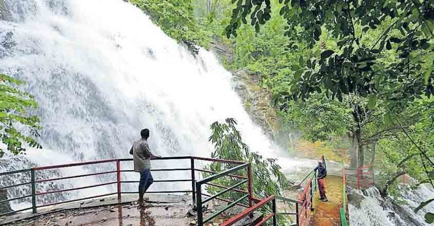 Why couples flock to Kanjirakolli | destinations | kannur | waterfalls ...