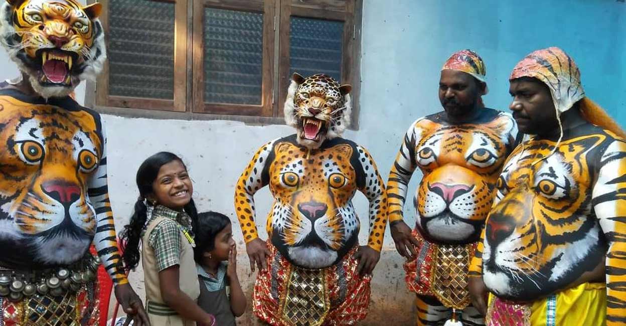 Pulikali | Pulikali