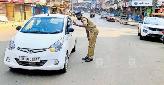 E-pass, RTPCR mandatory to travel to Tamil Nadu; Karnataka closes ...